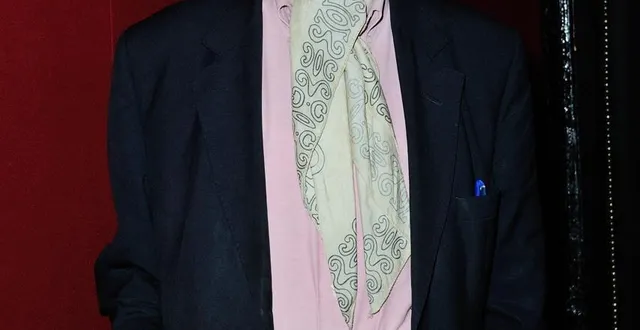 Jacques Ciron, voix française du majordome Alfred dans « Batman », est ...