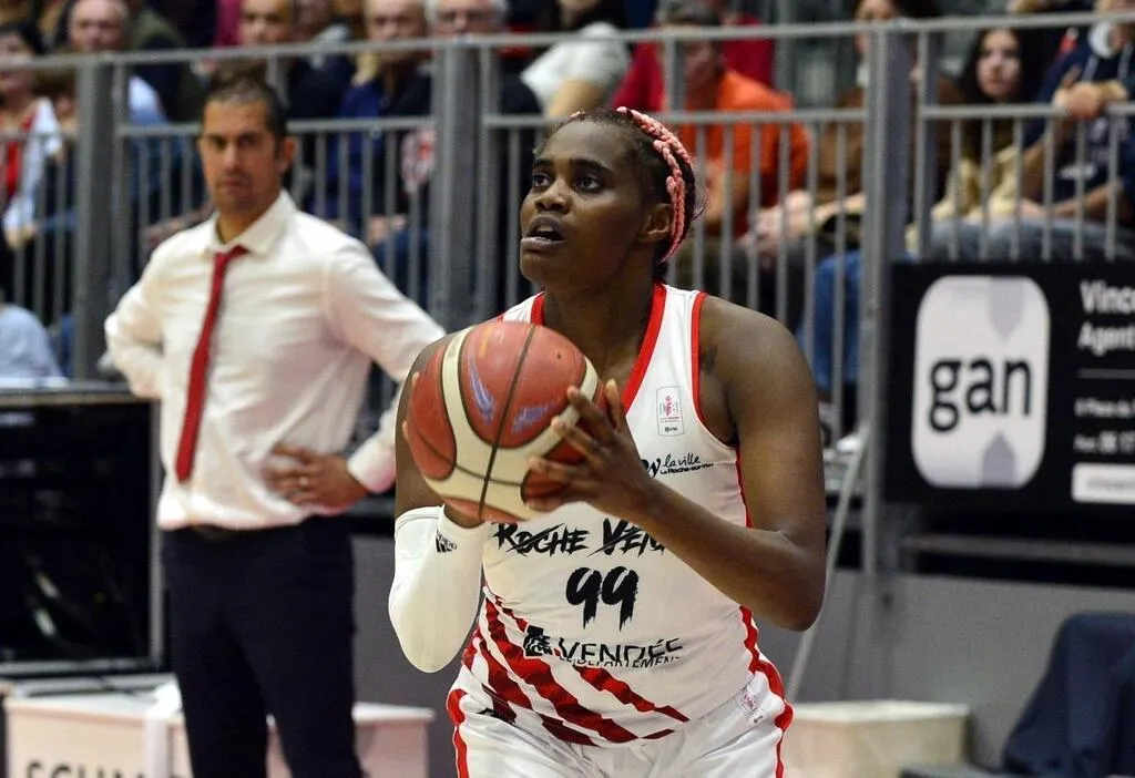 Basket - LFB. Naomi Mbandu (La Roche VBC) : « Avoir si peu de temps de ...