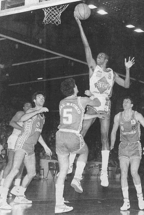 Basket. Rétro : qui sont les 10 meilleurs marqueurs de Cholet Basket en ...