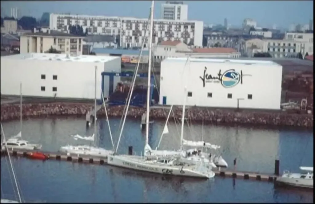 Les Sables-d’Olonne. Privilège Marine vogue sur deux coques depuis dix ans - La Roche sur Yon ...