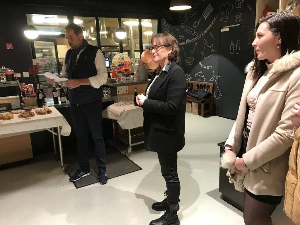 Spécialiste des crêpes et biscuits, la maison Percelay à Plounéour ...