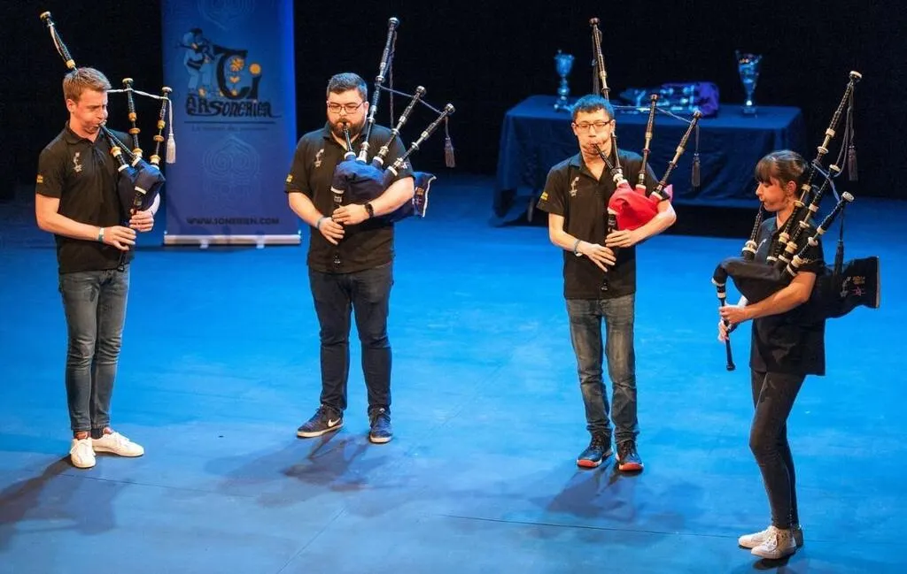 Finistère. La cornemuse écossaise à cœur - Quimper.maville.com