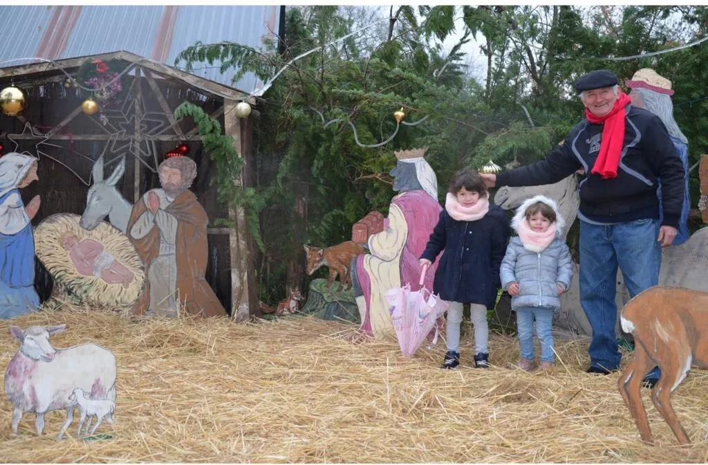 Pontchâteau. La crèche géante illumine le village de la Menais - Nantes ...