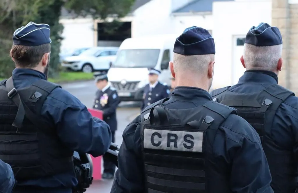 Maintien de l’ordre, quartiers sensibles, migrants : les CRS de Saint ...