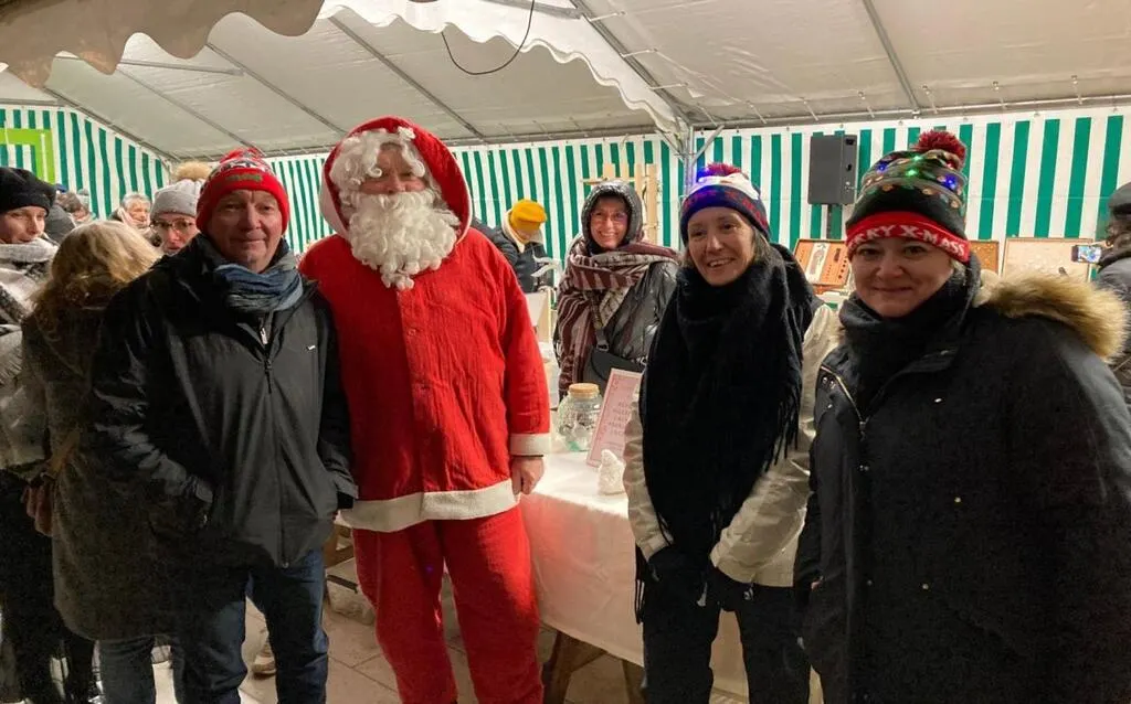 Chemillé-en-Anjou. Un premier marché de Noël refroidi mais réussi ...