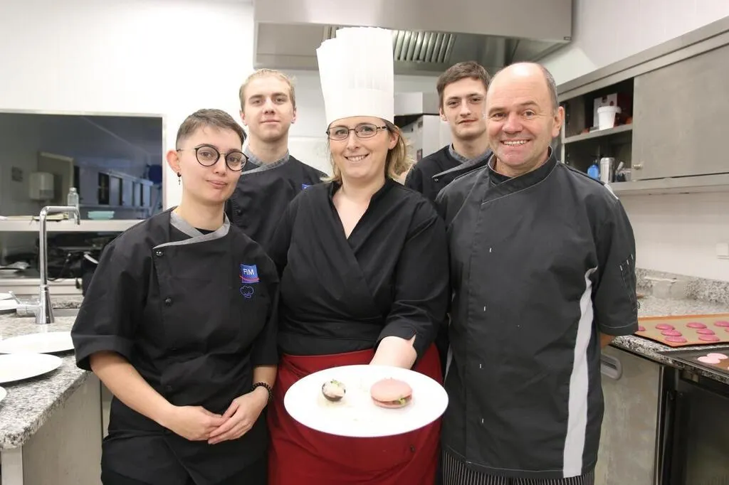 Recette de Noël. En cuisine avec Fim Saint-Lô, réalisez un macaron de ...