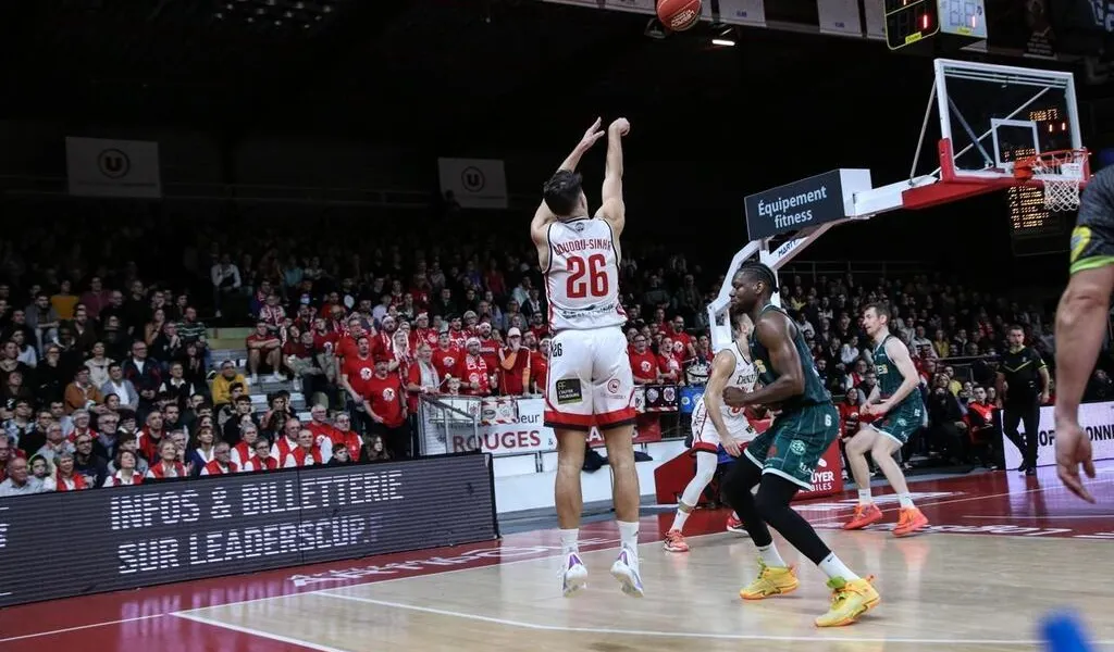 Basket. « J’adore jouer dans un chaudron comme ça » : Enzo Goudou-Sinha ...