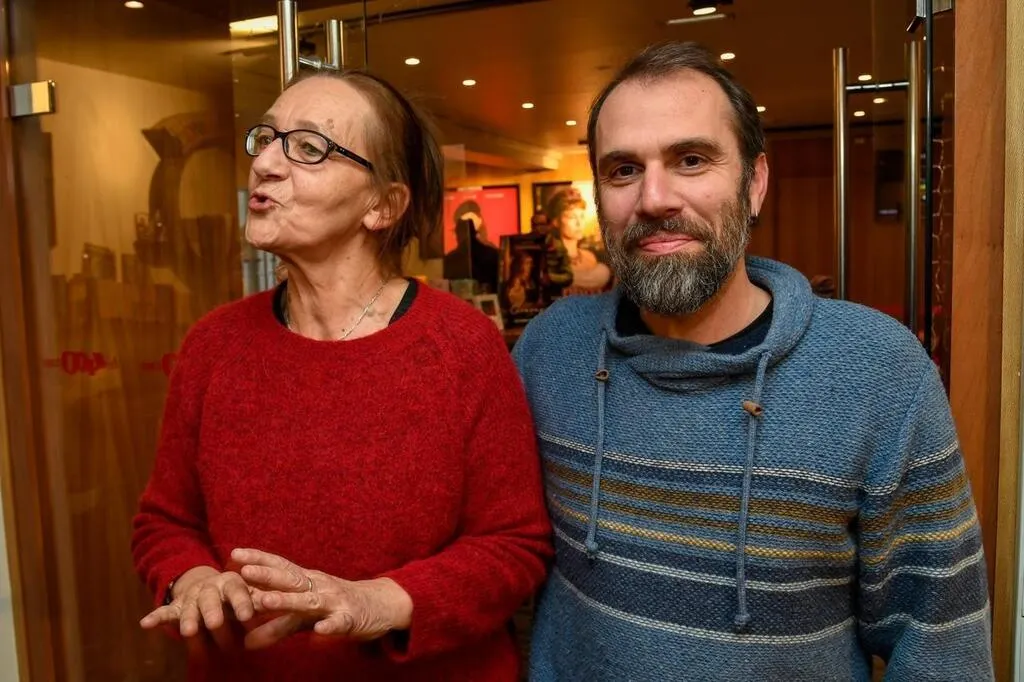 Après 40 ans à programmer des films, Anne-Juliette passe le relais au ...