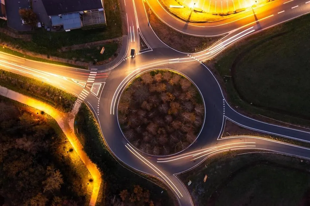 Sécurité routière. Qui est prioritaire dans les ronds-points et les ...