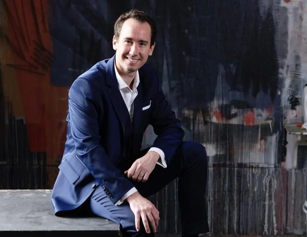 Caen. Un nouveau rôle pour Cyrille Dubois : chevalier des Arts et des ...