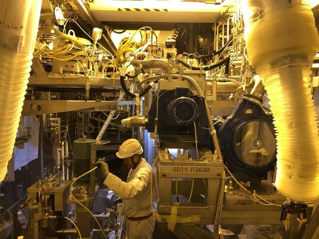 Nucléaire. Le chantier colossal du démantèlement de la première usine ...