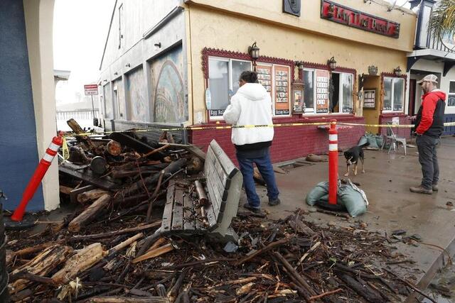 EN IMAGES. D’importants dégâts en Californie après le passage d’une ... EN IMAGES. D’importants dégâts en Californie après le passage d’une ...