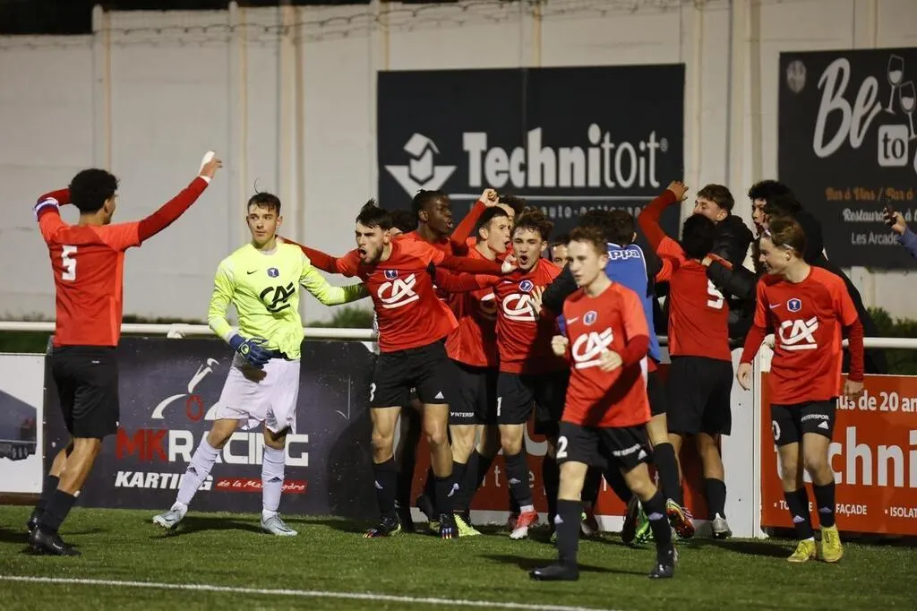 Football. Coupe Gambardella : le SO Cholet sort Laval et se qualifie en ...