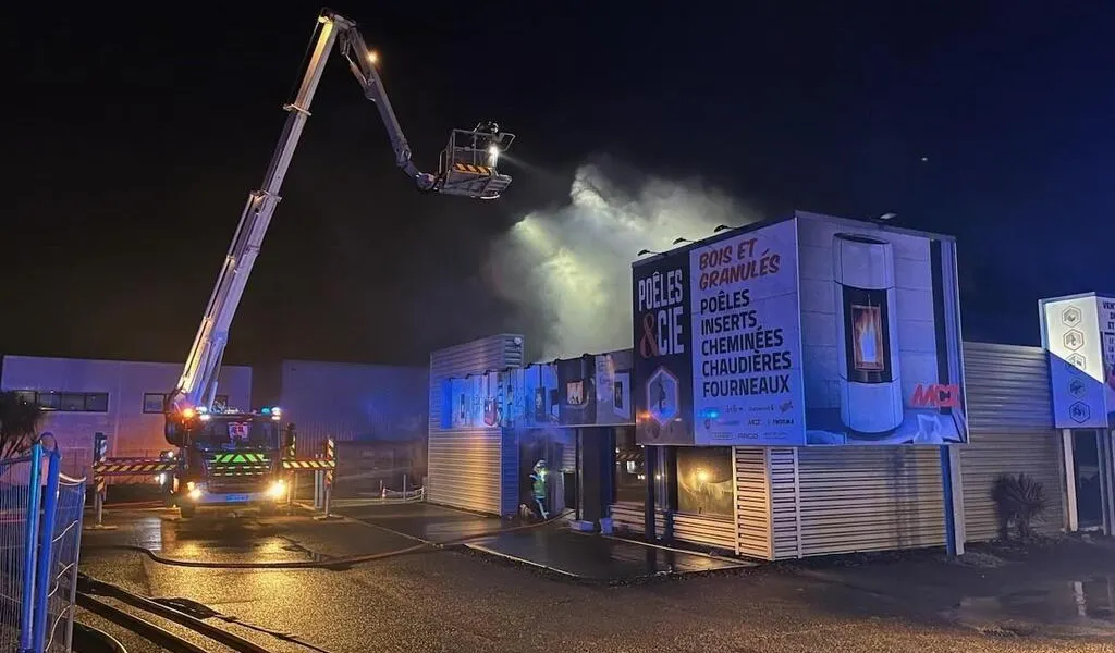 Deux magasins d’une même enseigne incendiés en Ille-et-Vilaine : trois ...