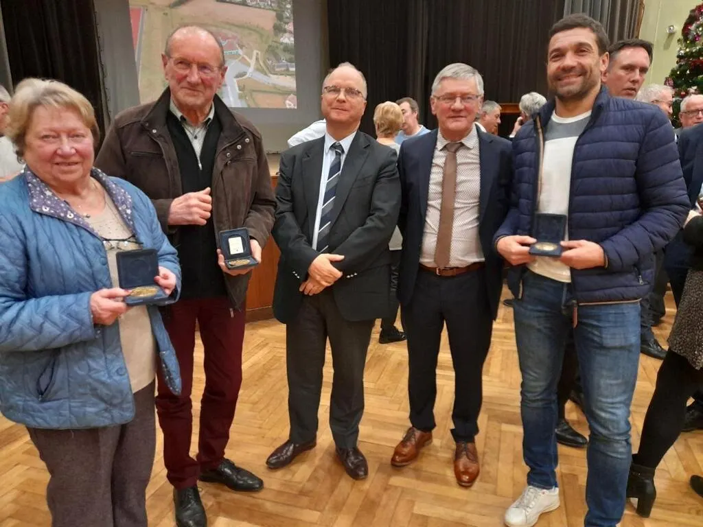 Saint-Calais. Un élu, une présidente d’association et un triathlète ont ...