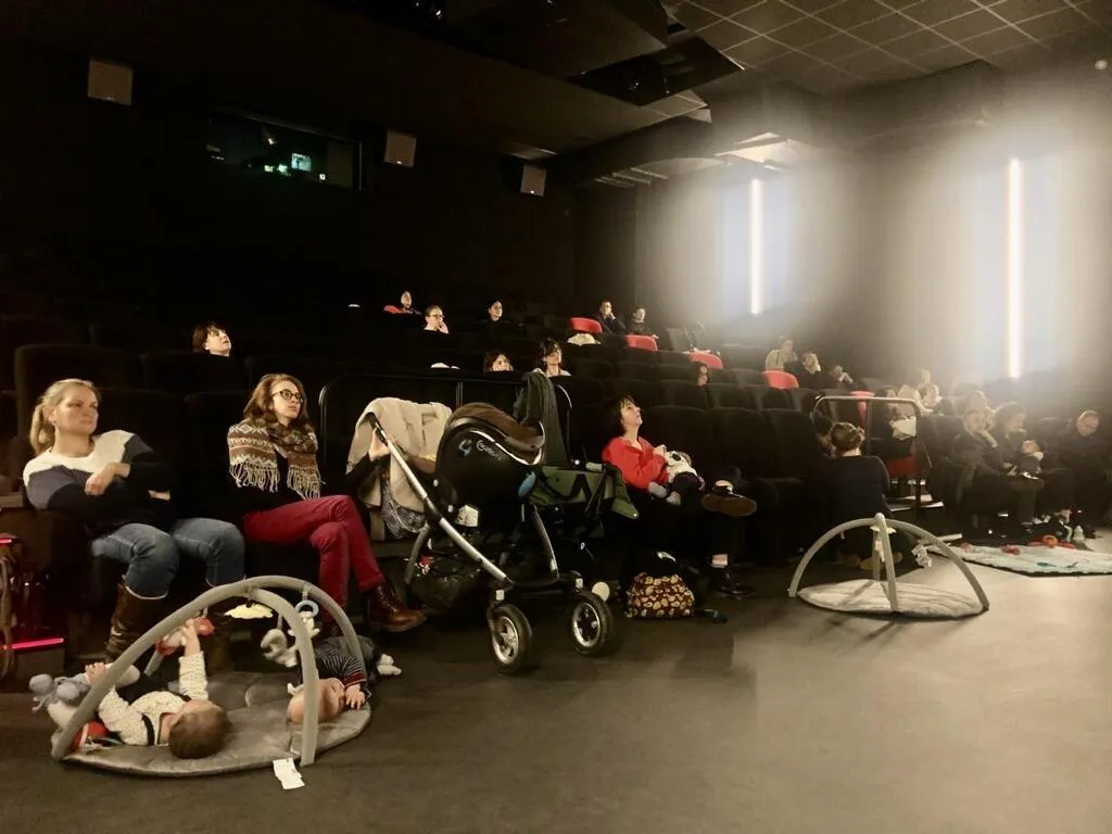 « Ici, tout est prévu » : à Rennes, une séance de cinéma où les bébés ...