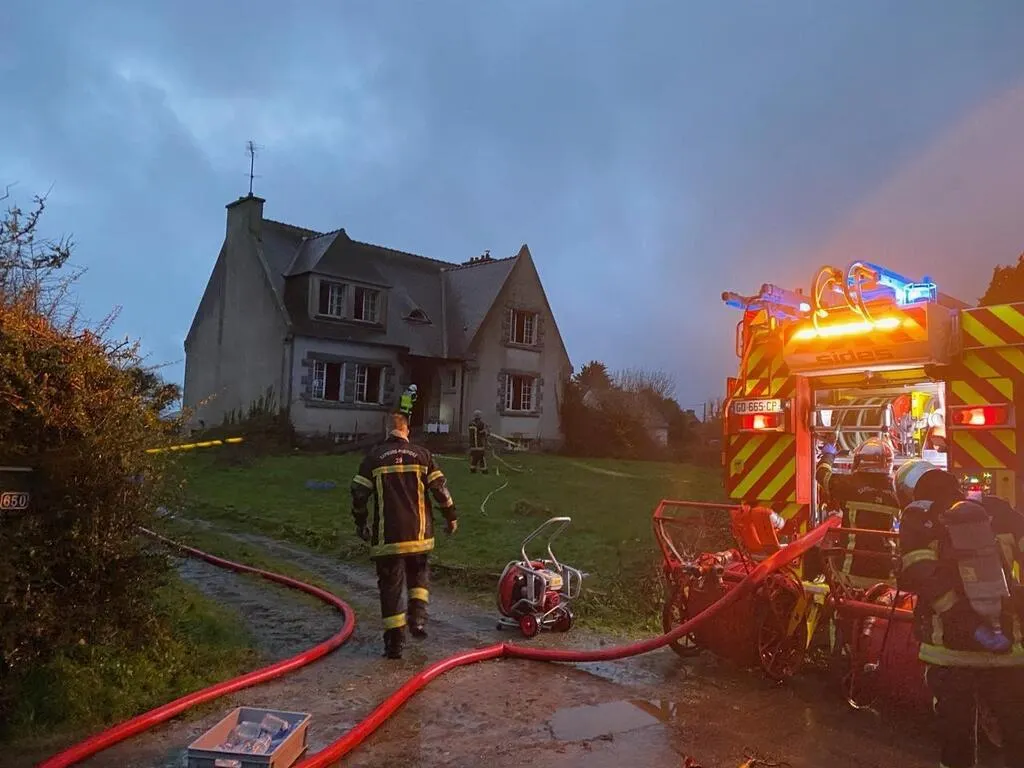 Plougastel-Daoulas. Une maison brûle route de Roc’hanou - Brest.maville.com