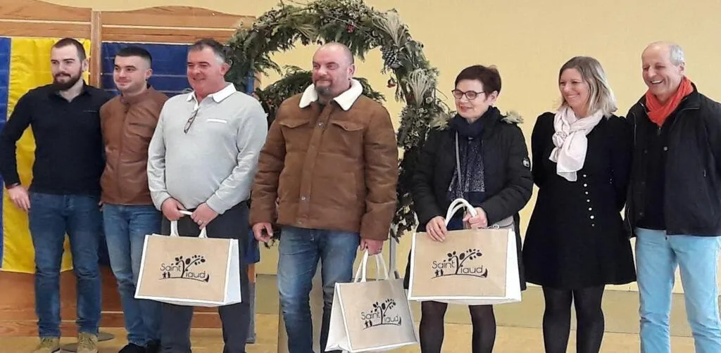 Saint-Viaud. Ils sont récompensés pour leurs illuminations sobres mais ...