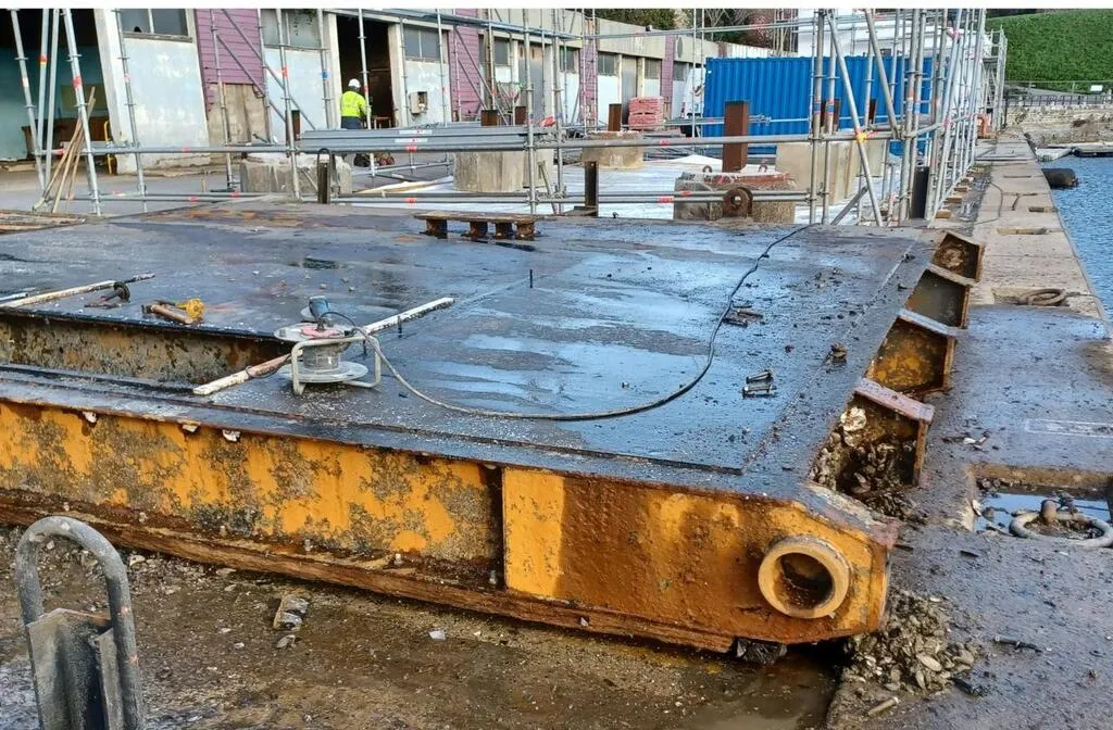 Le Palais. Plus d’une tonne de moules arrachées aux vantaux - Lorient.maville.com