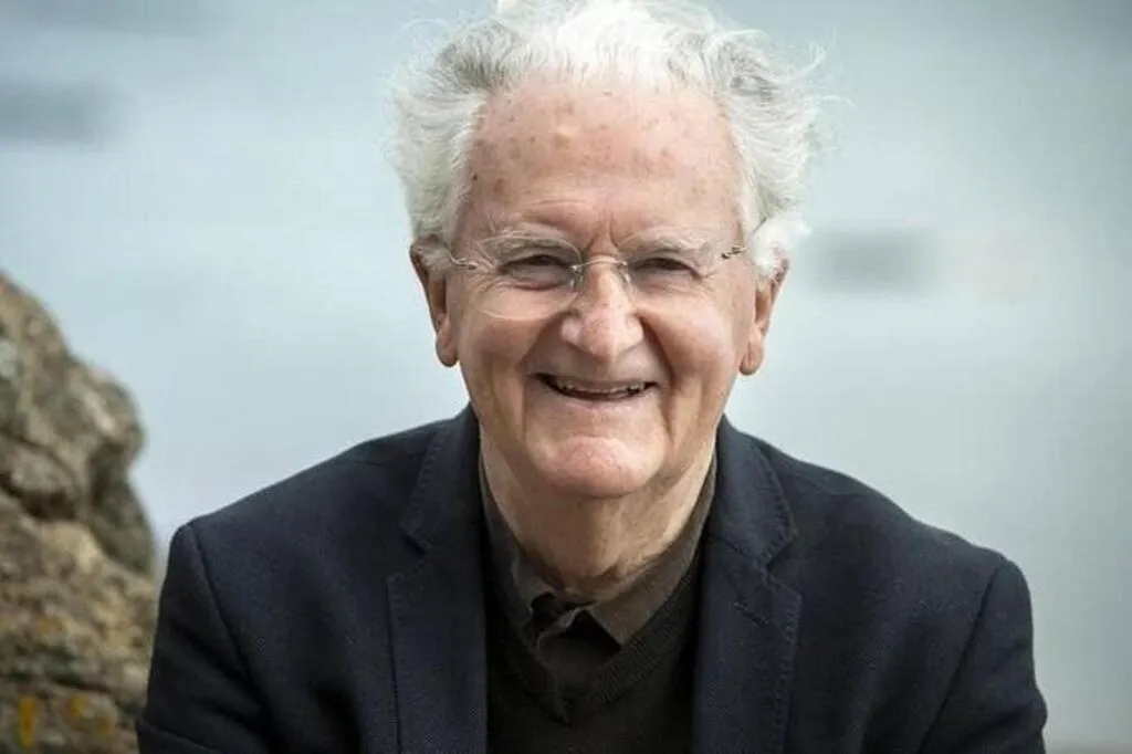 Saint-Malo. Inventeur de l’indice du bonheur mondial, Pierre Le Roy ...