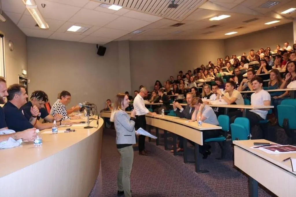 L’IAE de Caen, institut de management, ouvre ses portes le samedi 4 ...