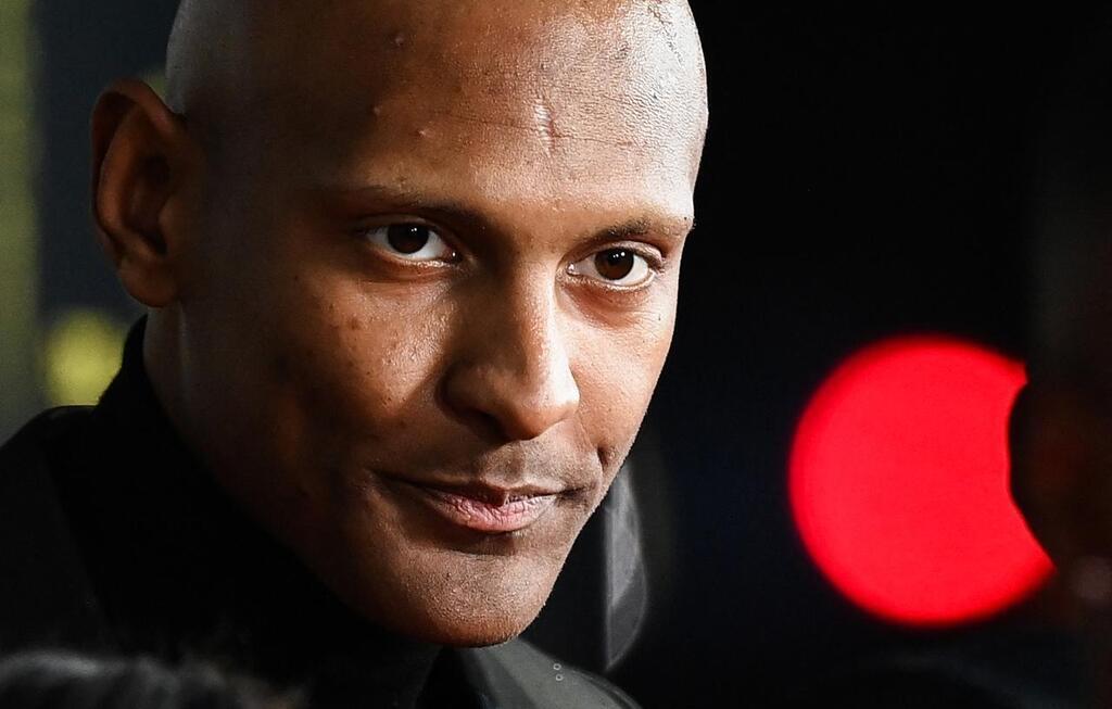 Bundesliga. Six mois après son cancer, Haller est présent dans le ... Bundesliga. Six mois après son cancer, Haller est présent dans le ...