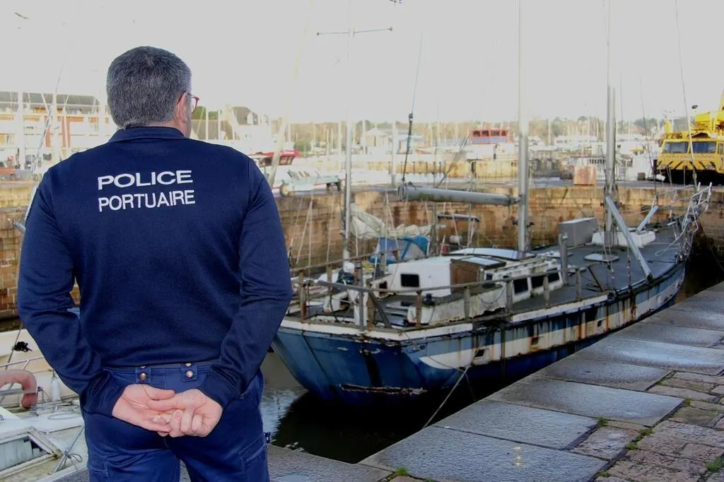 « Faire de la place et changer l’image du port » : à Paimpol, que fait-on des bateaux qui ...