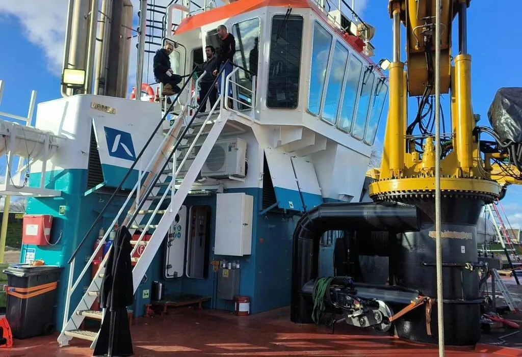 À Saint-Nazaire, la jeune entreprise Alka marine réussit son ancrage ...