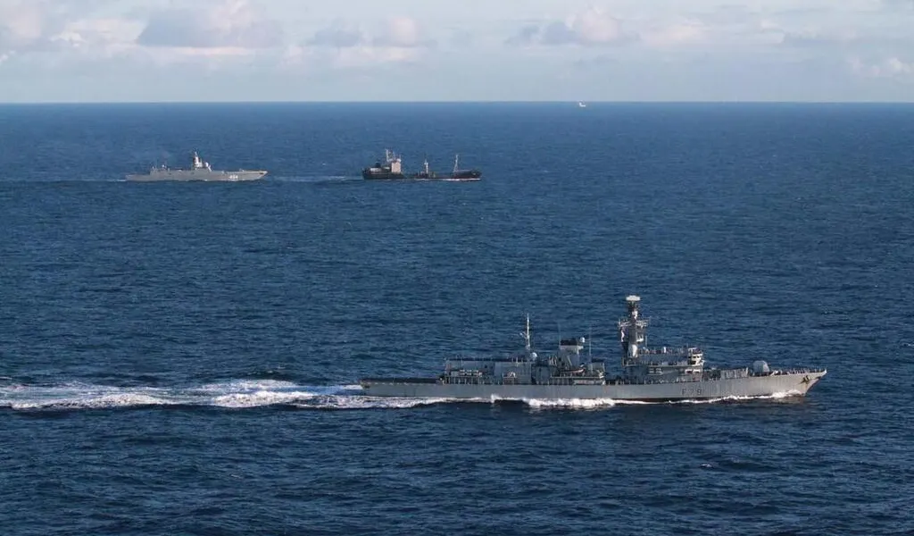 Une frégate russe nargue les marines alliées dans l’Atlantique . Sport ...