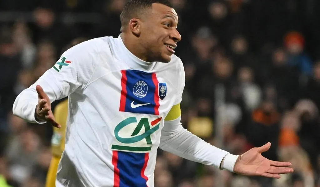 Coupe de France. Kylian Mbappé devient co-meilleur buteur de la ...