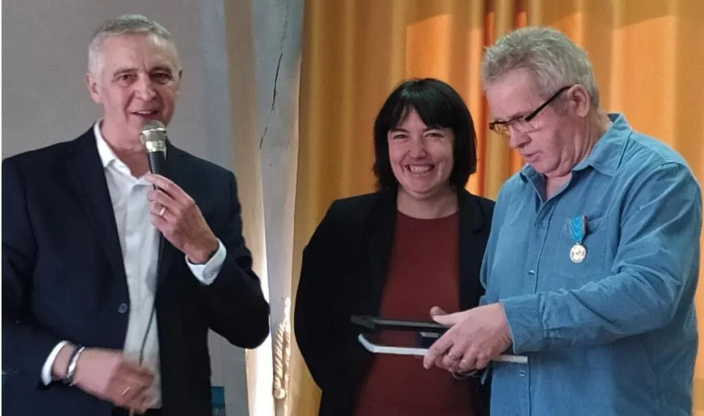 Saint-Quentin-les-Anges. La médaille du Tourisme remise à Philippe ...