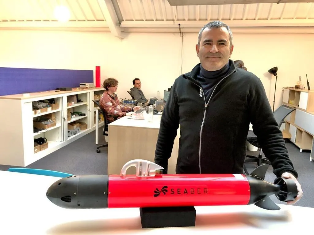 Les drones sous-marins de Seaber plongent dans le centre-ville de ...