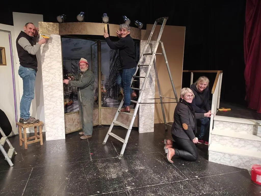 Saint-Quentin-les-Anges. Le théâtre de la Douve chante pour la bonne ...