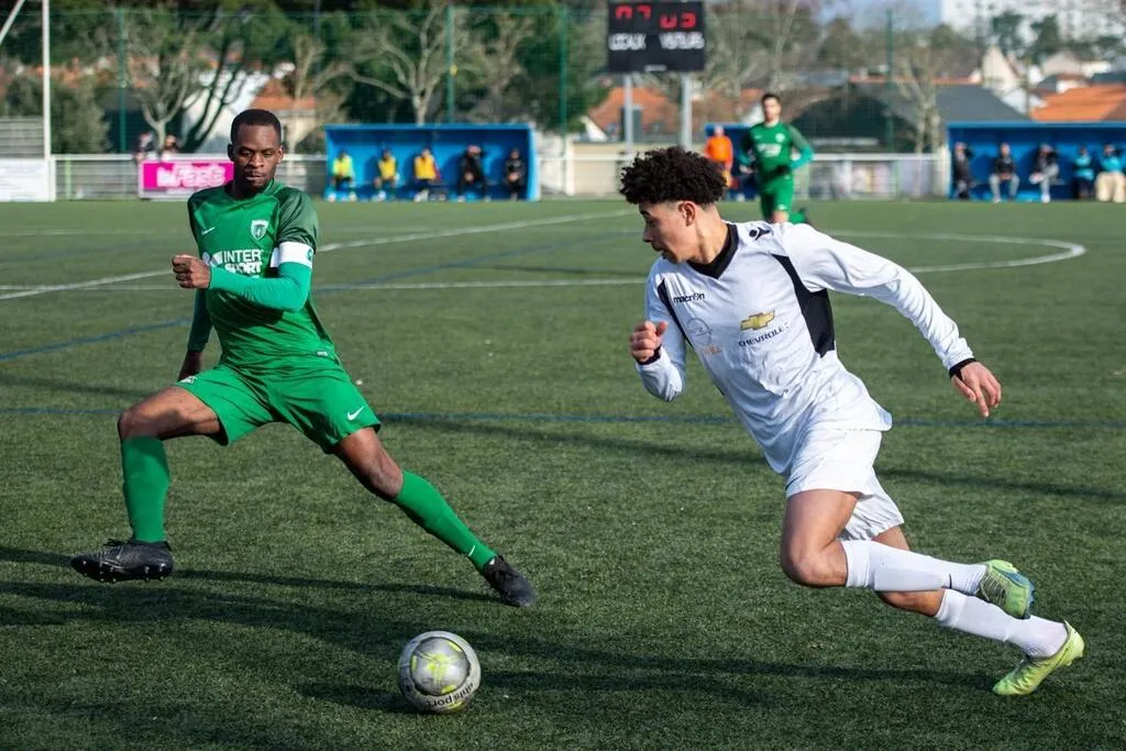 Loire Atlantique - Football. R1 : Du spectacle entre Nantes Bellevue et ...
