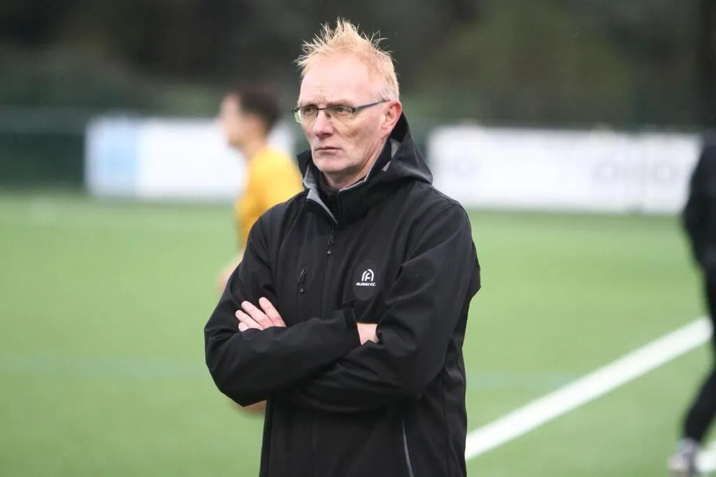Football. Laurent Lesgent n’est plus l’entraîneur d’Auray FC (Régional ...