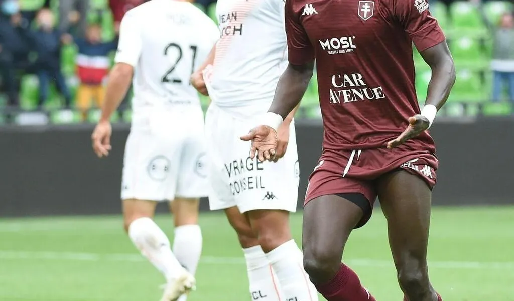 Angers Sco. L’attaquant du FC Metz Ibrahima Niane dans le viseur ...