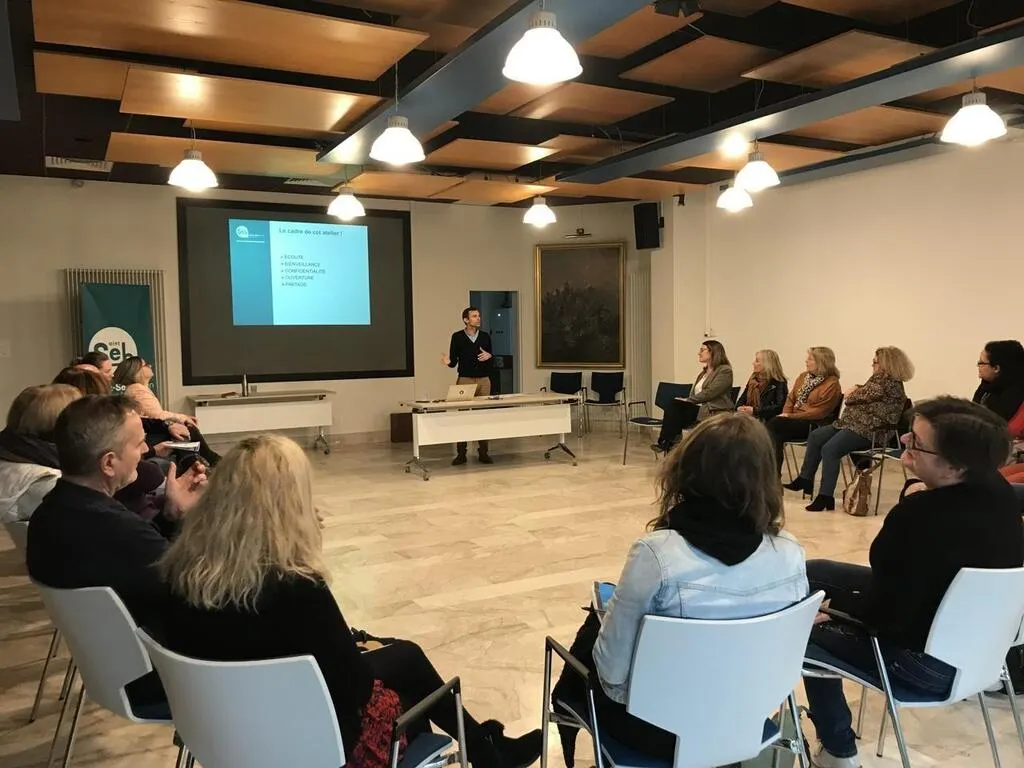 Sobriété numérique : une journée sans mail pour les agents de Saint ...