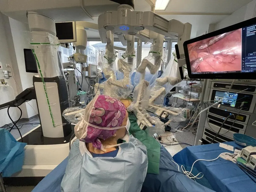 « Les robots révolutionnent nos pratiques chirurgicales » au CHU de ...