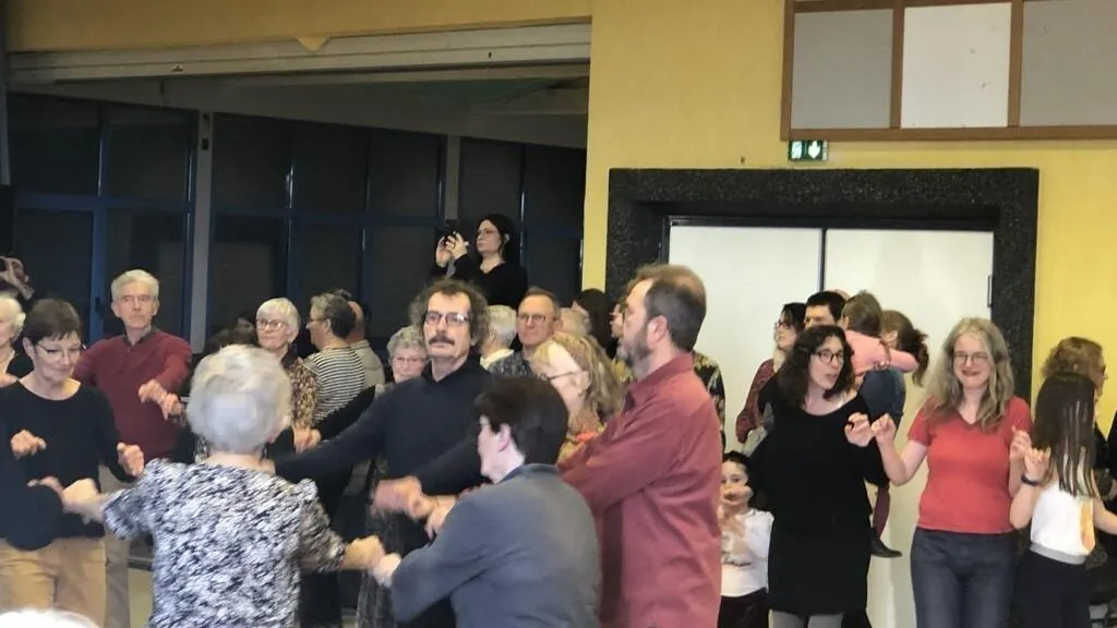 Dans le Pays de Fougères, les Flambées celtik étincellent - Redon ...