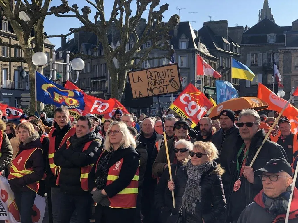 EN IMAGES. À Avranches, ils expriment leur colère contre cette réforme ...