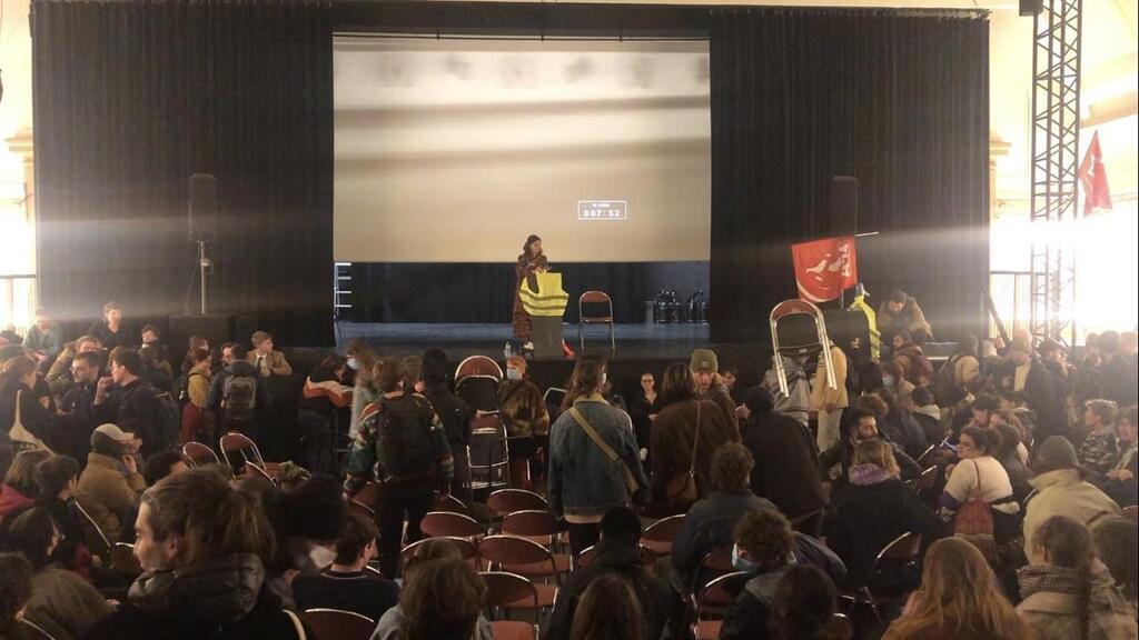 REPORTAGE. Comment les étudiants de Rennes 2 en sont arrivés à bloquer ... REPORTAGE. Comment les étudiants de Rennes 2 en sont arrivés à bloquer ...