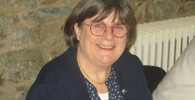 À Lézardrieux, Fabienne Le Briand remplace Corinne Scuchard au poste d ...