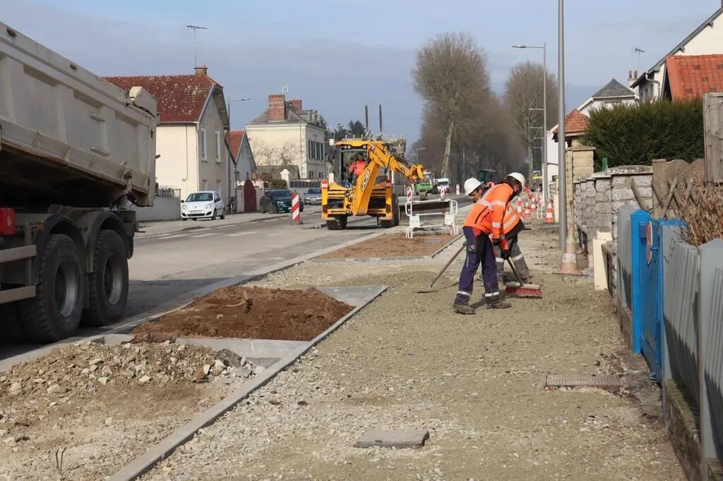 Château-Gontier. Les travaux de la route de Laval avancent - Laval.maville.com