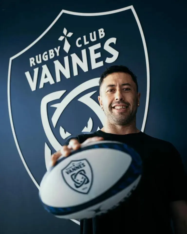 RC Vannes. Le demi de mêlée bayonnais Michael Ruru rejoint le RCV pour ...