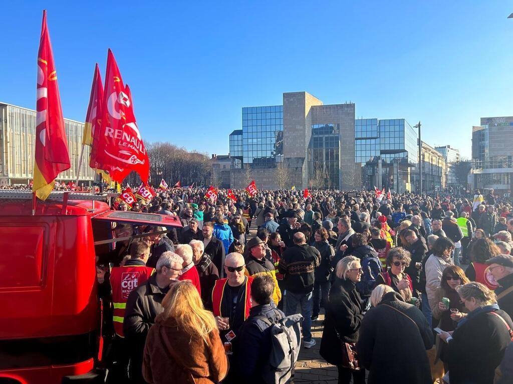 Réforme des retraites : mobilisation record au Mans, plus de 15 000 ... Réforme des retraites : mobilisation record au Mans, plus de 15 000 ...