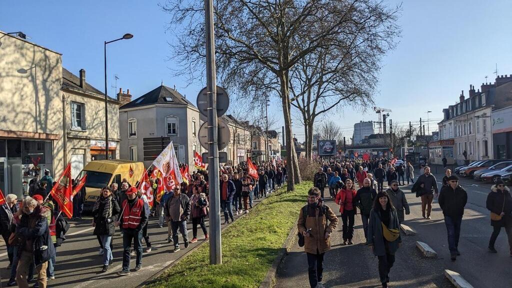 Réforme des retraites : mobilisation record au Mans, plus de 15 000 ... Réforme des retraites : mobilisation record au Mans, plus de 15 000 ...