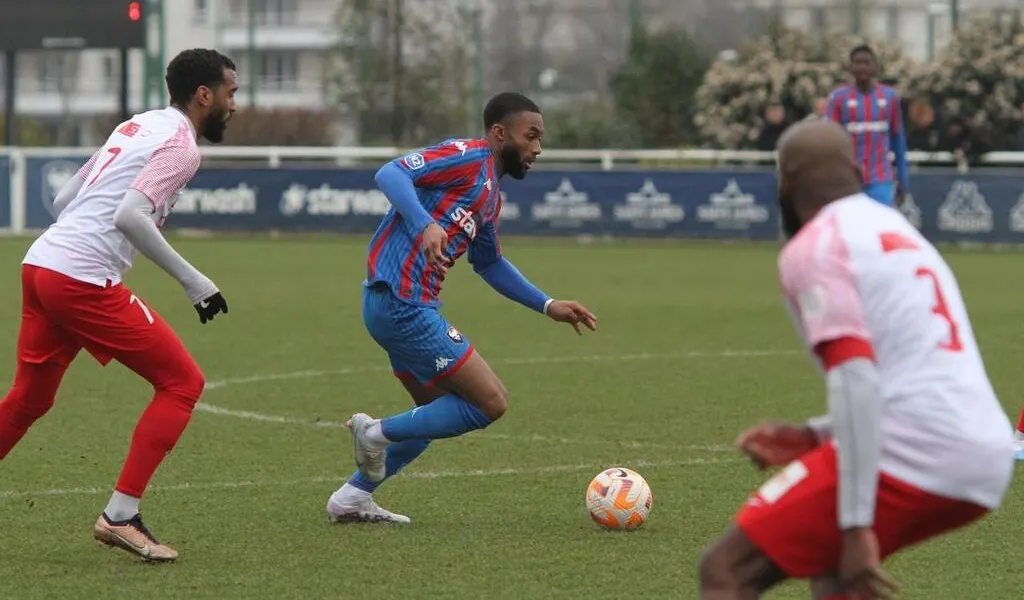 SM Caen. Moussa Sylla a joué 60 minutes, délivré une passe décisive et ...