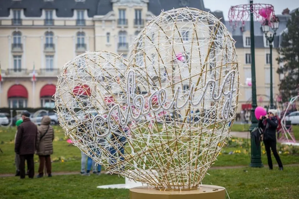EN IMAGES. Cabourg, la ville de l’amour pour la Saint-Valentin - Trouville-Deauville.maville.com