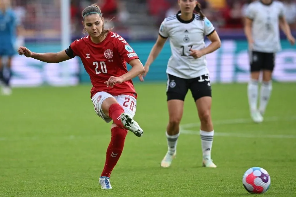 Mayenne - Football. Tournoi de France : Signe Bruun, une Danoise en ...