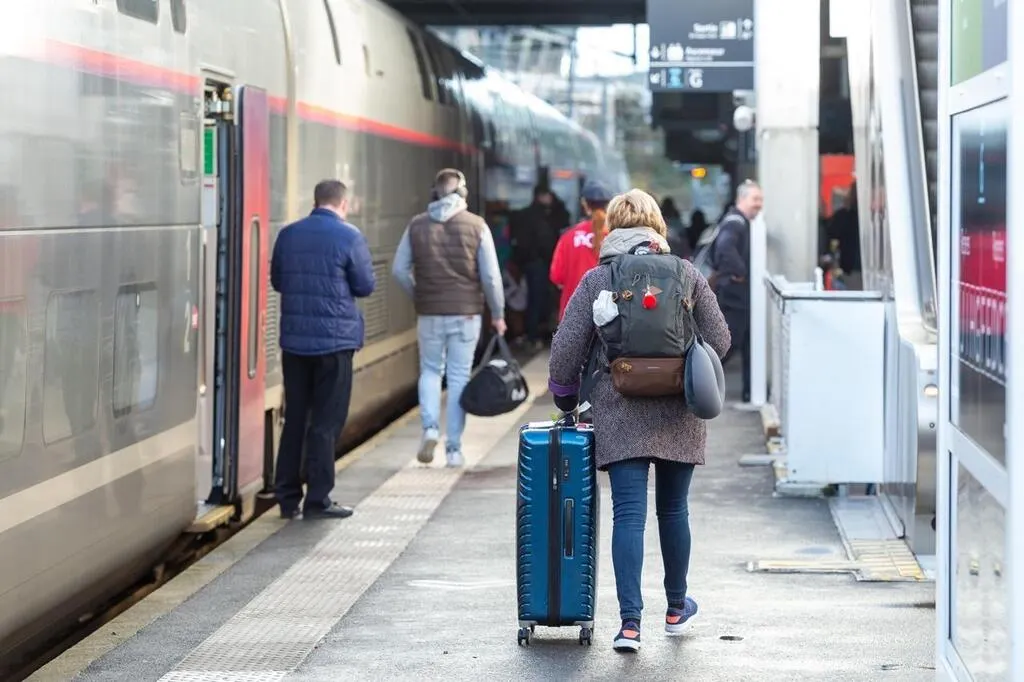 « DiscoverEU » : 35 000 billets de train à gagner par les jeunes de 18 ...